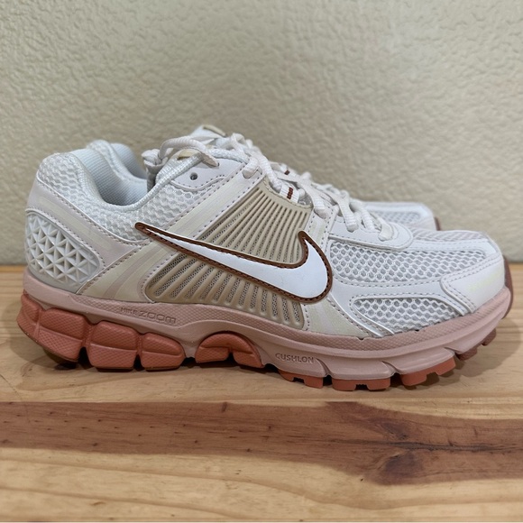Nike | Shoes | Nike Zoom Vomero 5 Phantomsummit White Fj228002 Womens ...